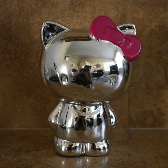 Hello Kitty | Other | Rare Le Mirrored Sanrio Hello Kitty Ceramic ...